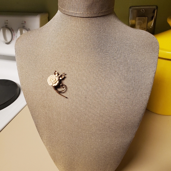 Winard | Jewelry | Vintage Winard 4kgf Flower Brooch | Poshmark